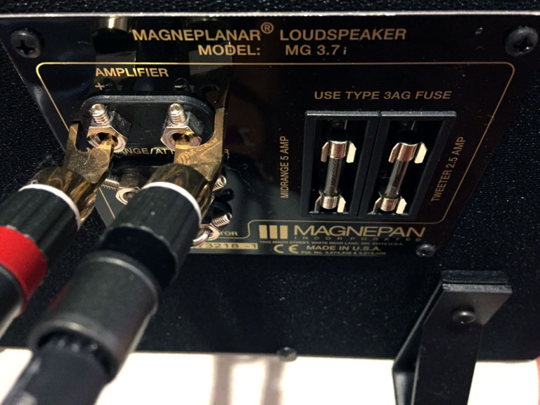 Magnepan 3.7i full-range ribbon/quasi-ribbon panel speakers Review - Dagogo